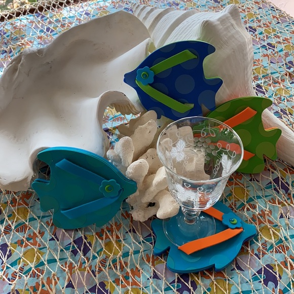drink wear | Dining | Fish Attachable Coasters For The Foot Of Your ...